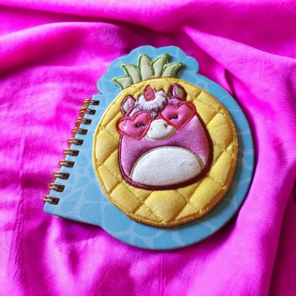Squishmallows | Office | Squishmallows Spiral Mini Notepad 6 Pages Lola ...